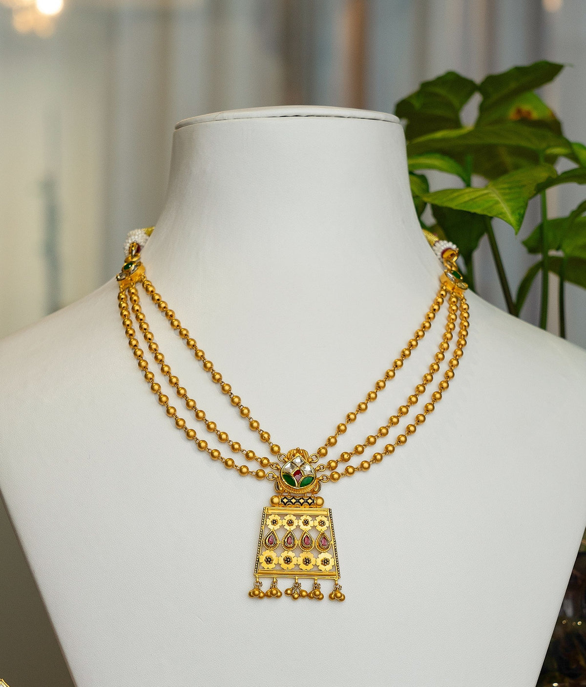Divyaara 22kt Gold Necklace Set | R Narayan Jewellers